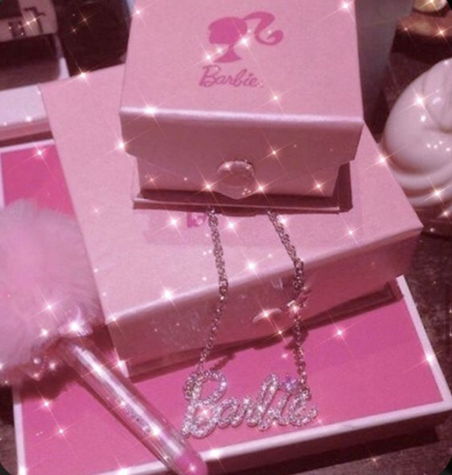 Create a Girly Media Music Videos Tier List - TierMaker