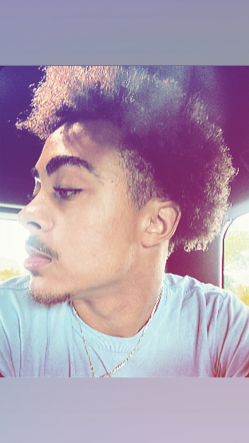 Create a Cameron Hendrix Selfies Tier List - TierMaker