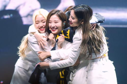 Create a LOONA Friendships Tier List - TierMaker