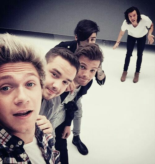 Create a 1D ALL ORIGINAL SONGS Tier List - TierMaker