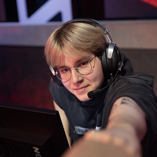 Apex legends MnK archetypes Tier List (Community Rankings) - TierMaker