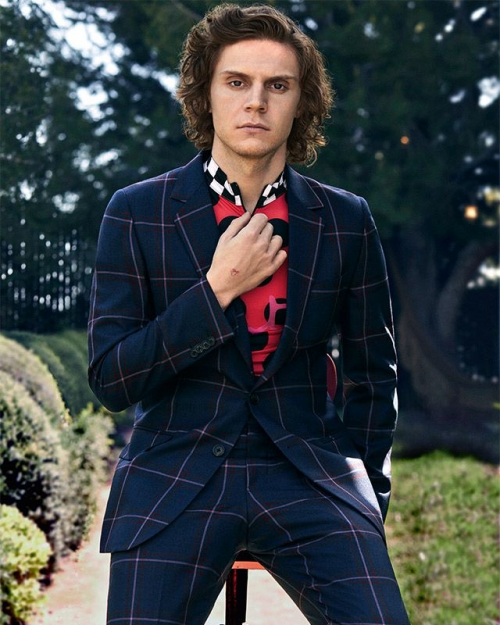 evan peters’ red carpet looks Tier List (Community Rankings) - TierMaker