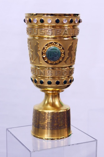 Create a football trophy Tier List - TierMaker