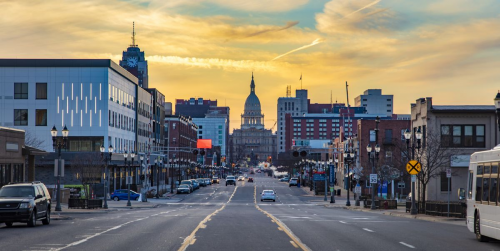 Create a Lansing Michigan restaurant Tier List - TierMaker