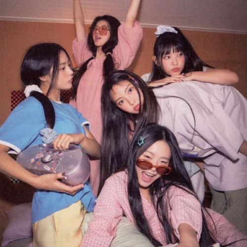 NewJeans Clothes Tier List (Community Rankings) - TierMaker