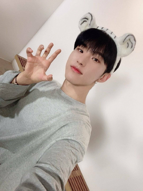 Create a svt txt bts songs ranking Tier List - TierMaker