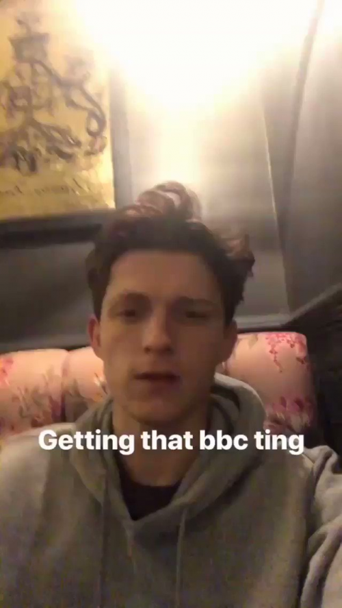 Create a the most iconic stan twt/floptok moments of all time Tier List ...